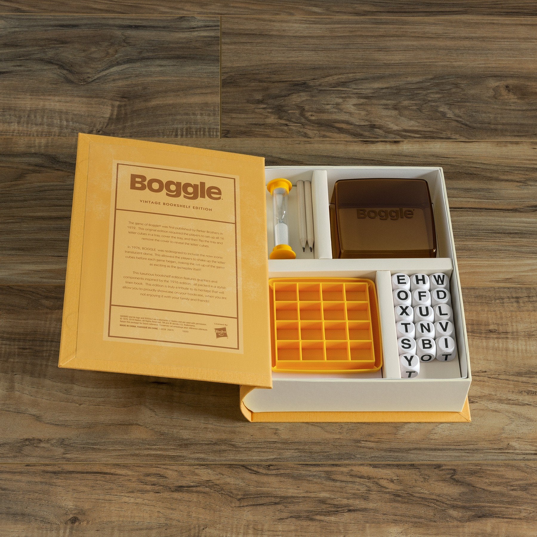 Boggle Vintage Bookshelf Edition – PEM Shop